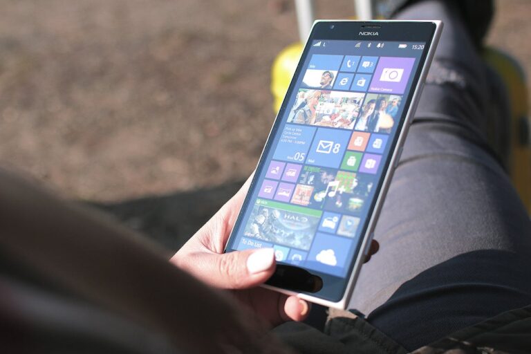 Why Windows Phone Failed: The Inside Story of Microsoft’s Mobile ...